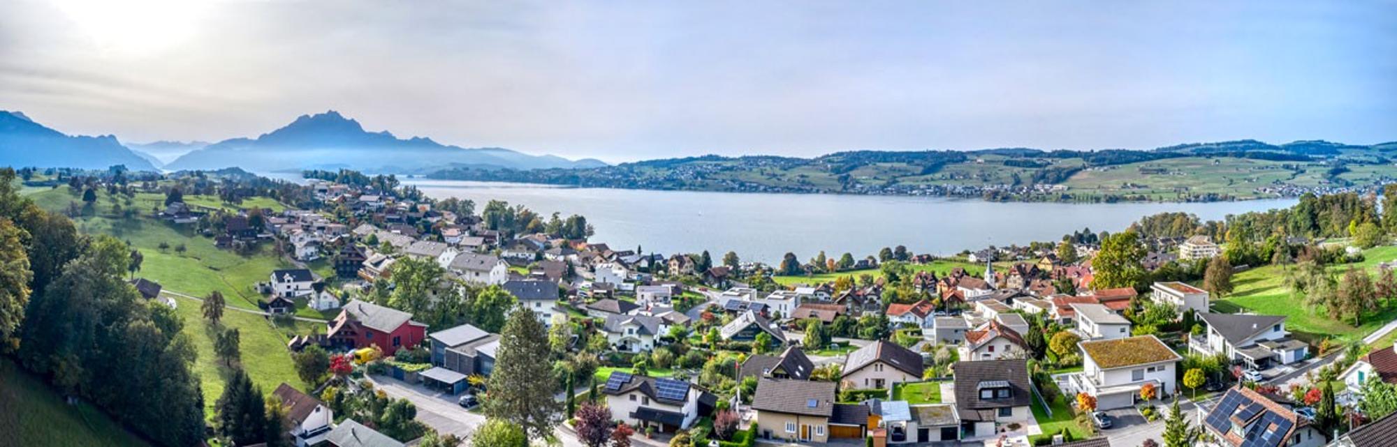 Designer Attika Wohnung mit traumhafter Seesicht | ImmoScout24