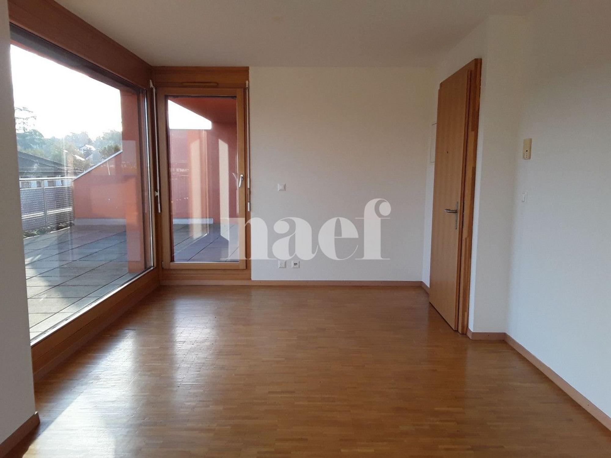 Attique - 5 pièces - à Route de Ferney 218 - pour CHF 3980 - 126 m² ...