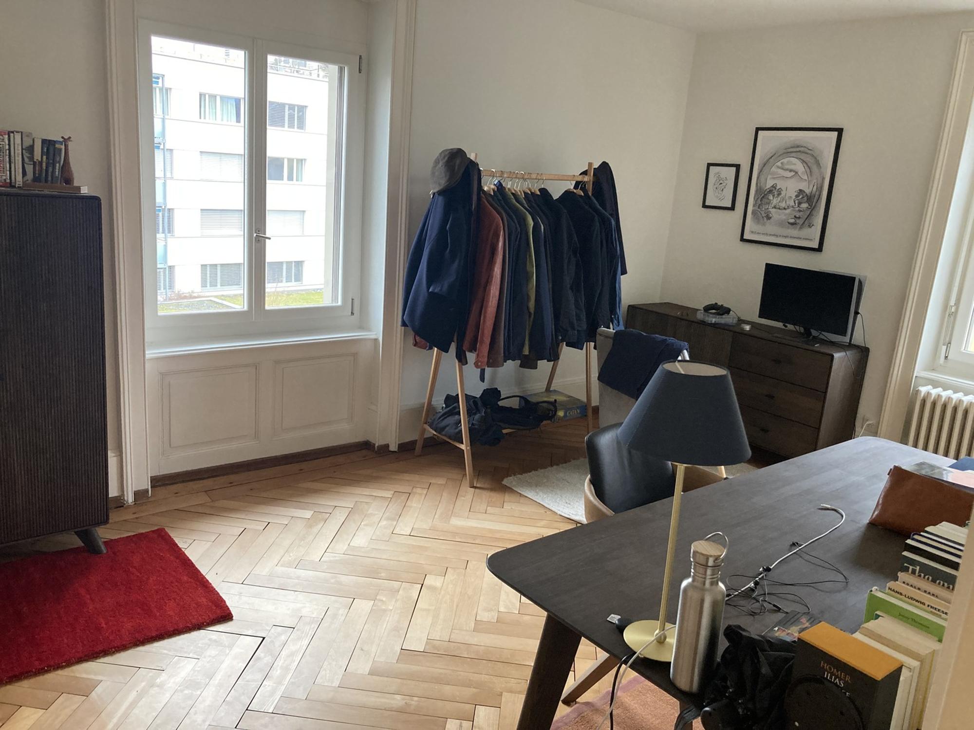 5 rooms - Apartment - for CHF 2460 - 130 m² - Floor: 3