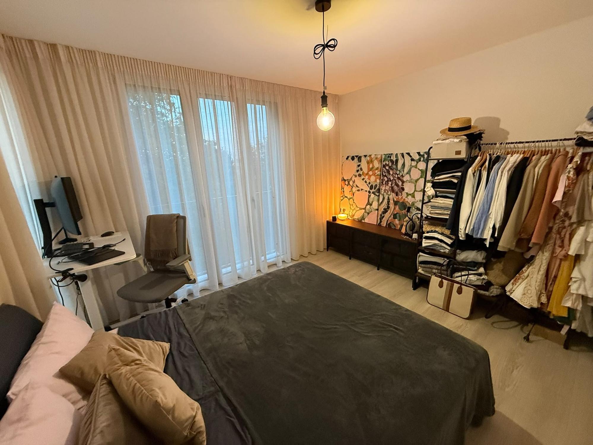1 room - Furnished dwelling - for CHF 1600 - 89 m² - Floor: -3