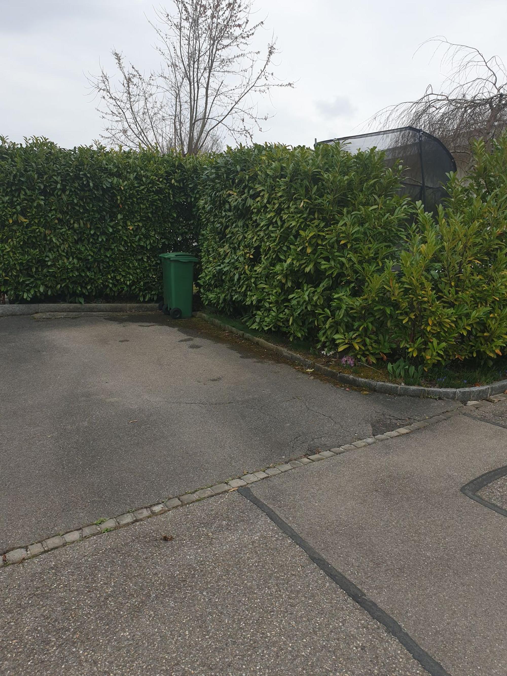 offener Parkplatz - in Lättenstrasse 49 - für CHF 80