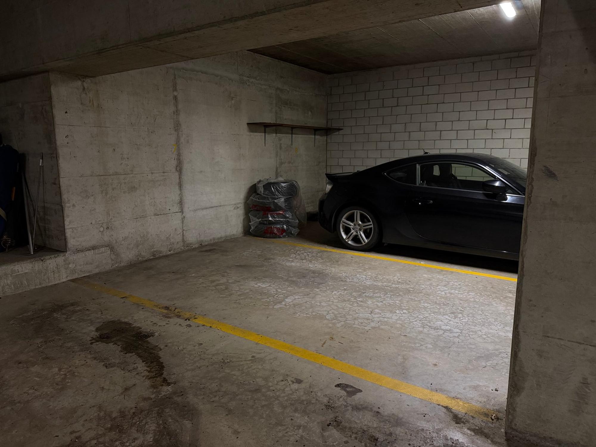Covered slot - in Rue de l'Euchette 2a - for CHF 110
