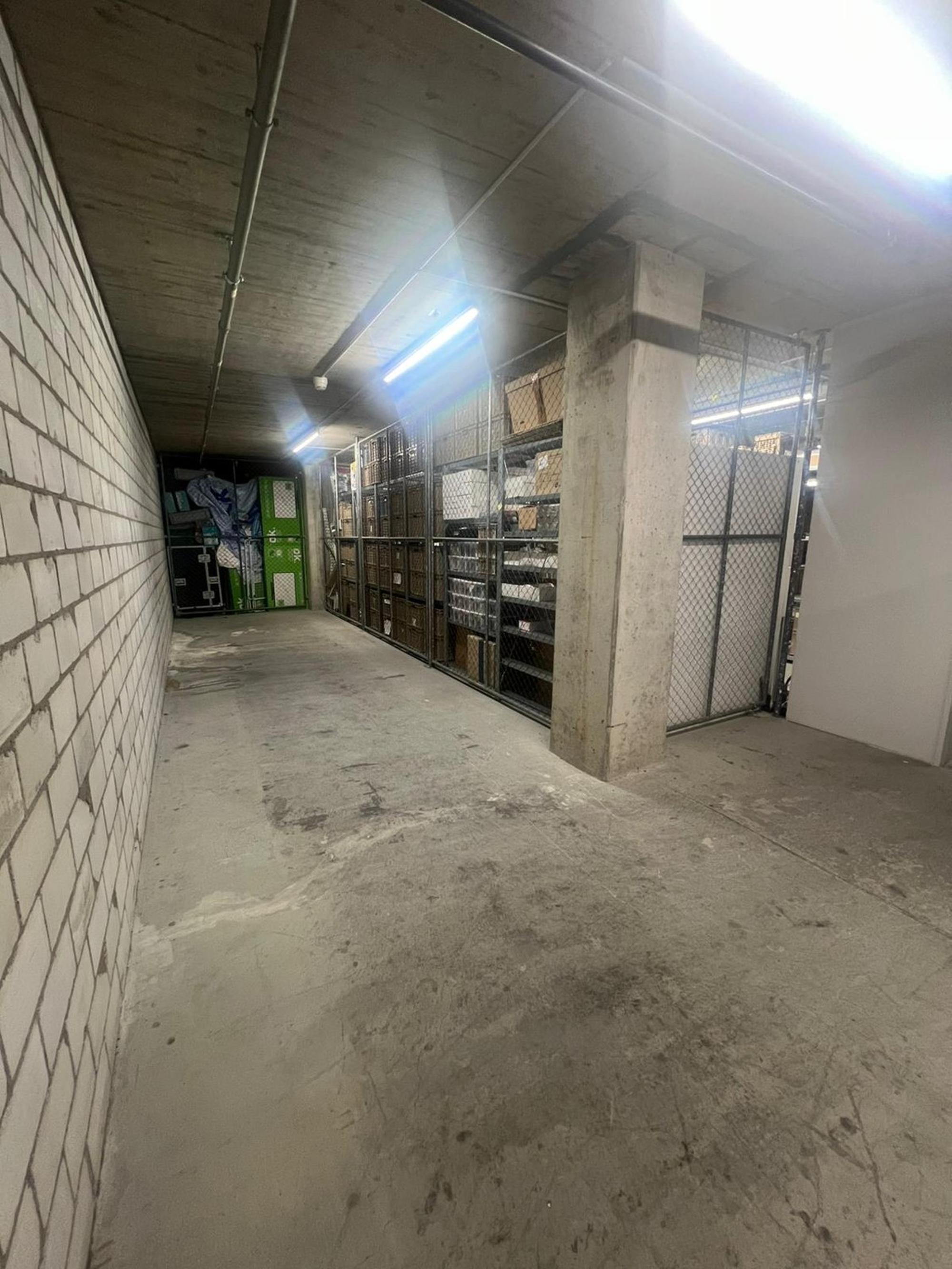 28m² local en sous-sol, 8152 Glattpark