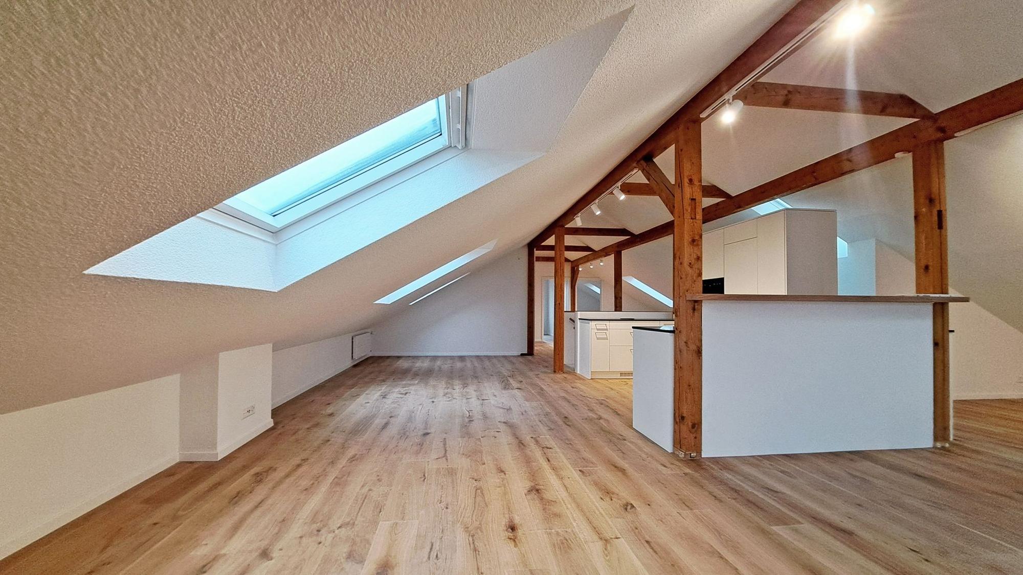 3½ rooms - Roof flat - in Langmattstrasse 4 - for CHF 2150 - 149 m² ...