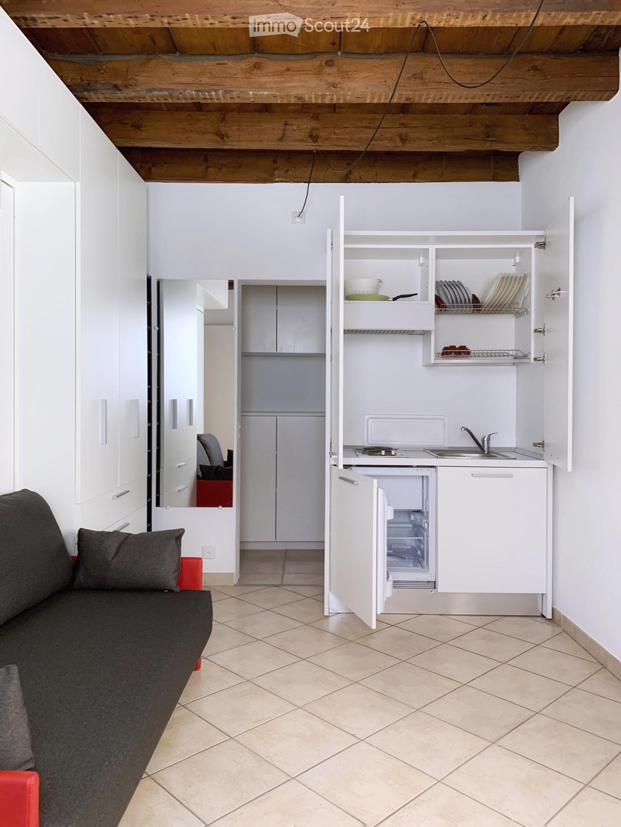 1½ rooms - Apartment - in Viale Baldassarre Longhena 38 - for CHF 780 ...