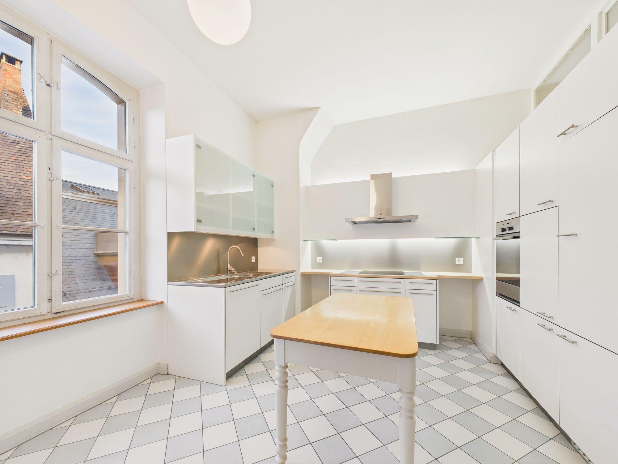 5½ Zimmer - Wohnung - für CHF 3790 - 185 m² - Etage: 2