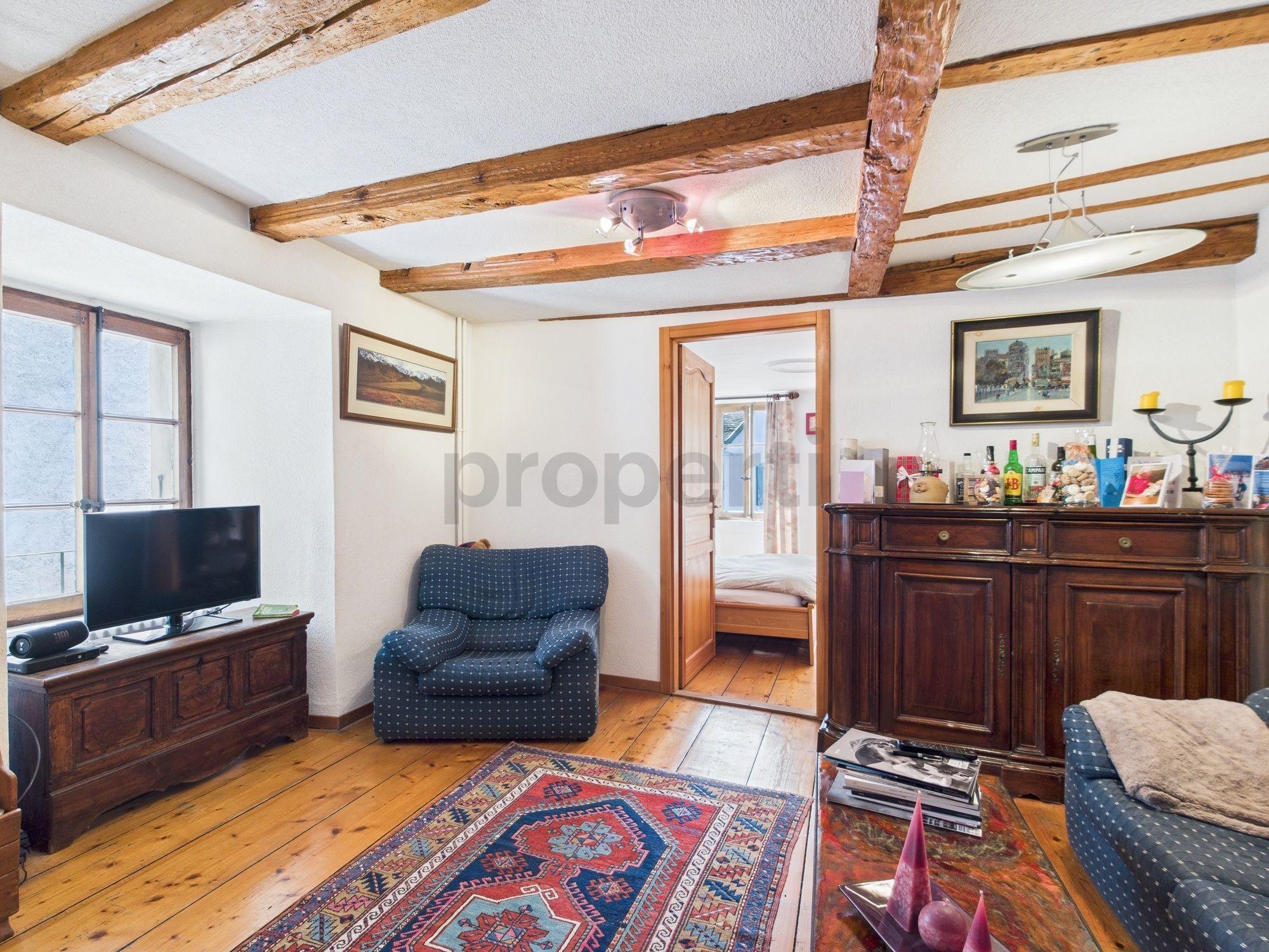 11 rooms - Row house - 400 m² - Floor: 4