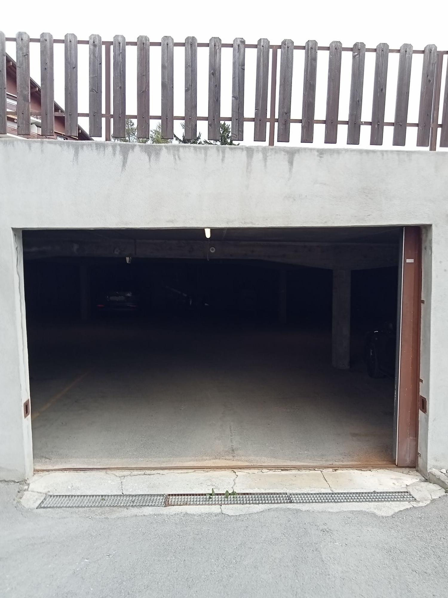 Covered slot - in Route Europa - for CHF 50000