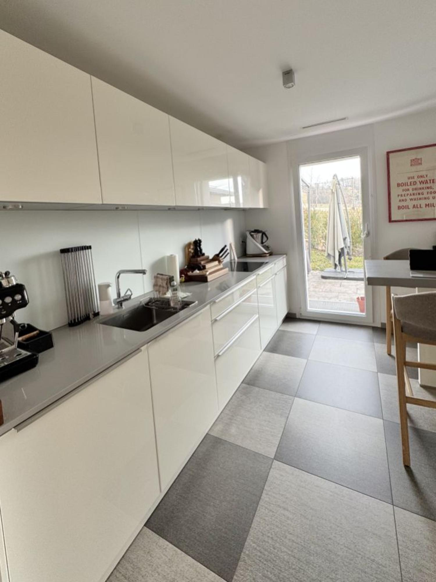 3½ rooms - Apartment - for CHF 3400 - 110 m² - Floor: 1