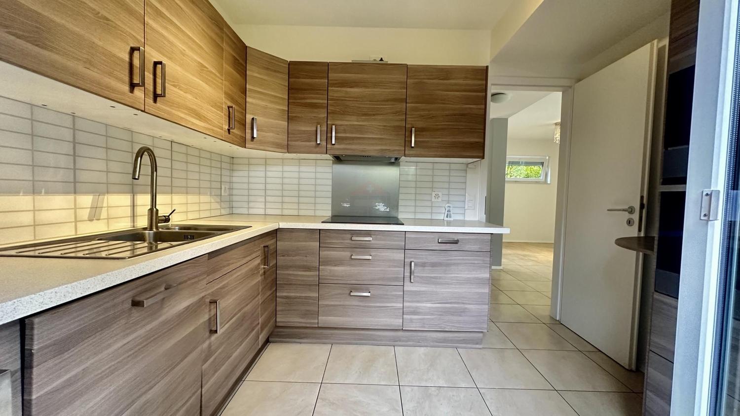 Maison contiguë - 5 pièces - pour CHF 1850000 - 150 m²