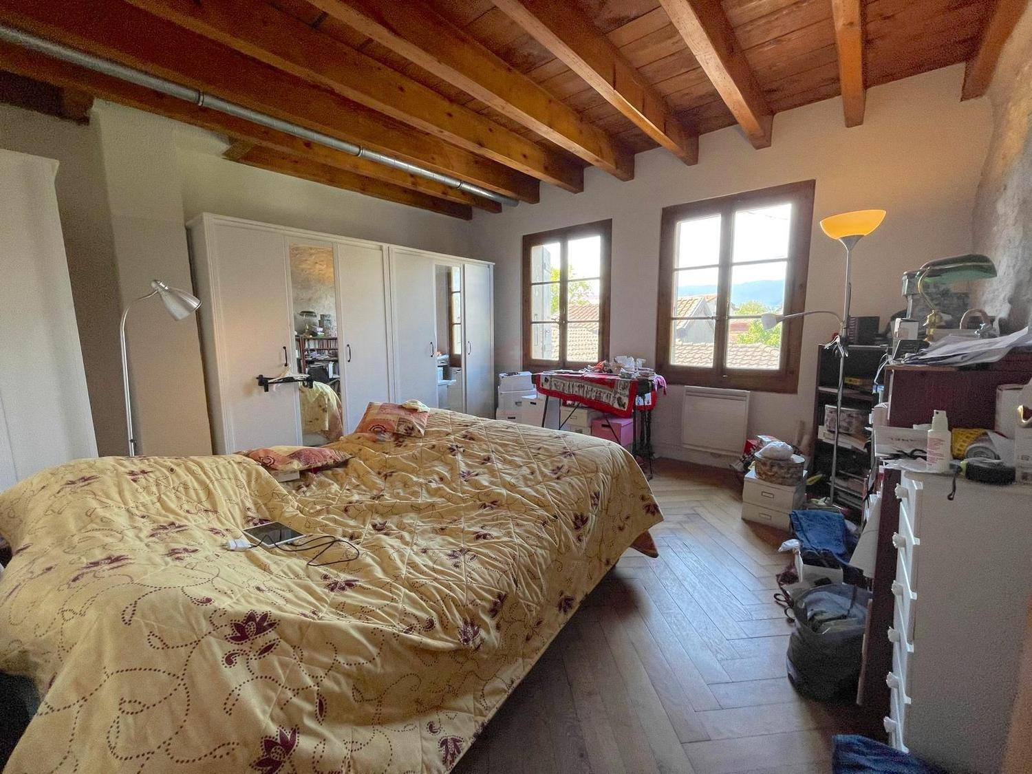 5 rooms - Single house - for CHF 1390000 - 204 m²