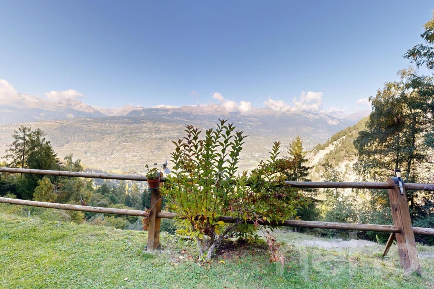 Chalet - 5 pièces - à Grône - pour CHF 520000 - 80 m²