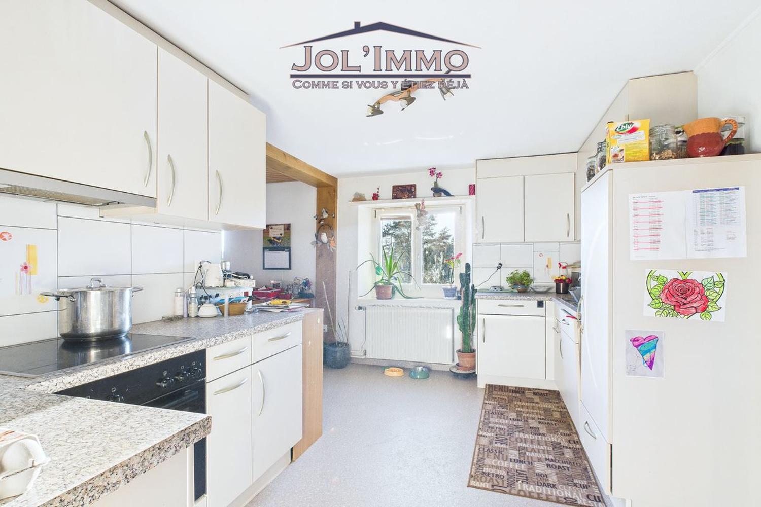 7 rooms - Single house - in Les Cerneux 14 - for CHF 590000 - 200 m²