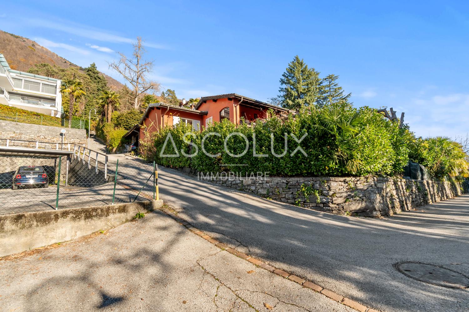 9 rooms - Bifamiliar house - in Sentiero Botteghen 4 - for CHF 1390000 ...