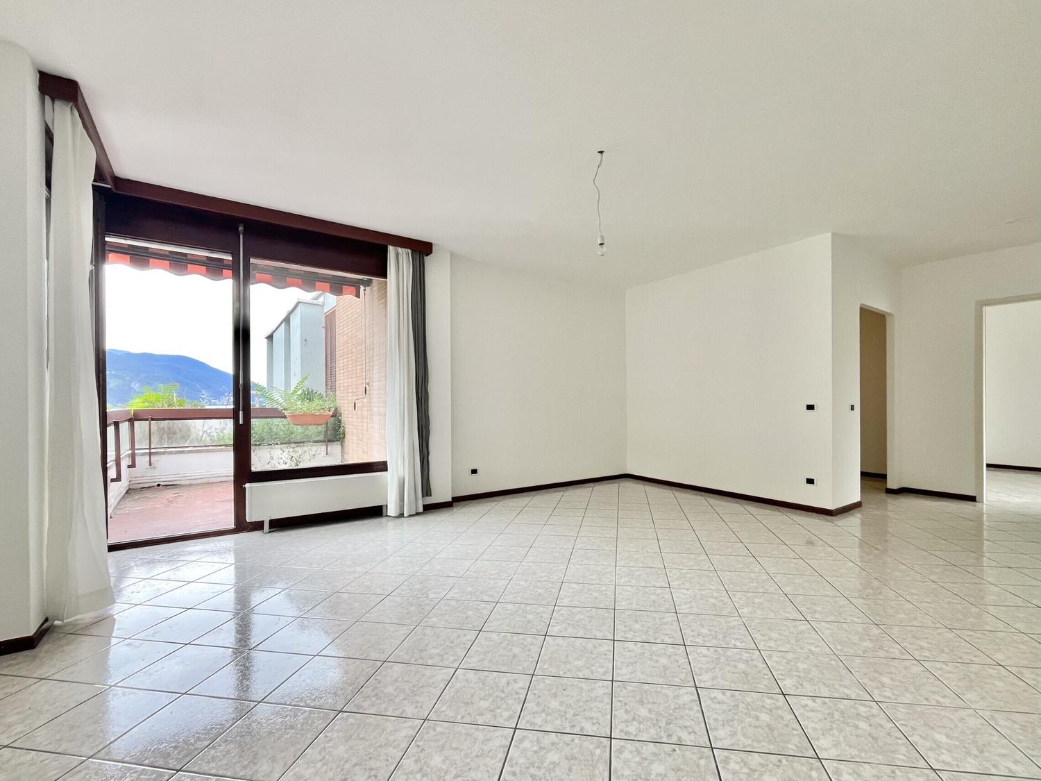 Appartement - 4½ pièces - pour CHF 2180 - 100 m² - Etage: 5