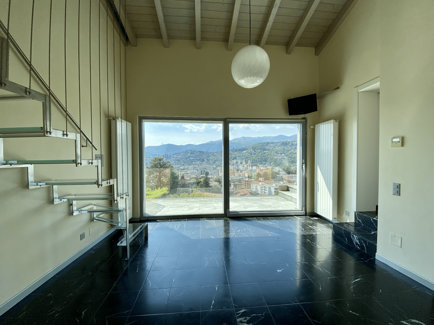 7 rooms - Villa - in Via Max Frisch - 500 m²
