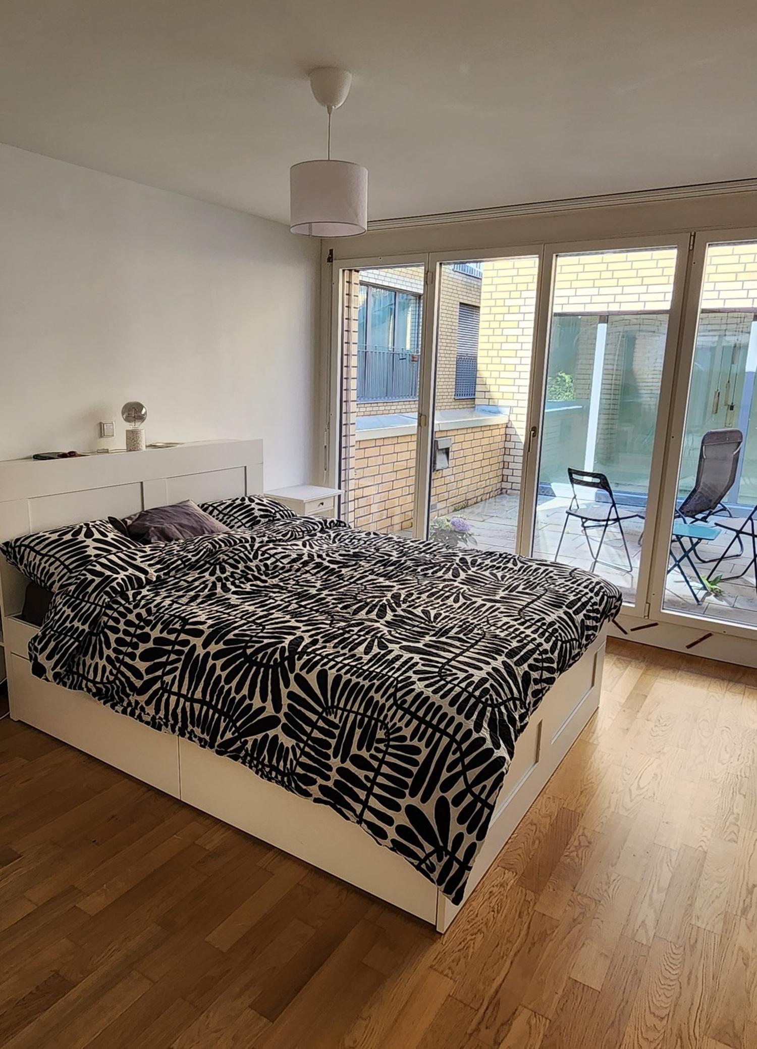 Logement meublé - 2½ pièces - à Hirschengraben 57b - pour CHF 2240 - 63 m²