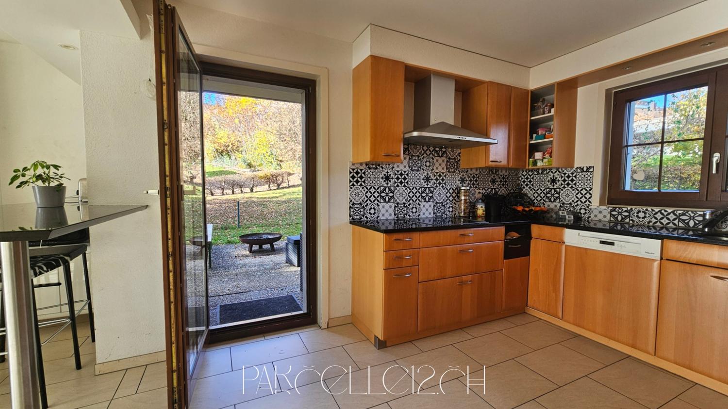 55 rooms - Single house - for CHF 1590000