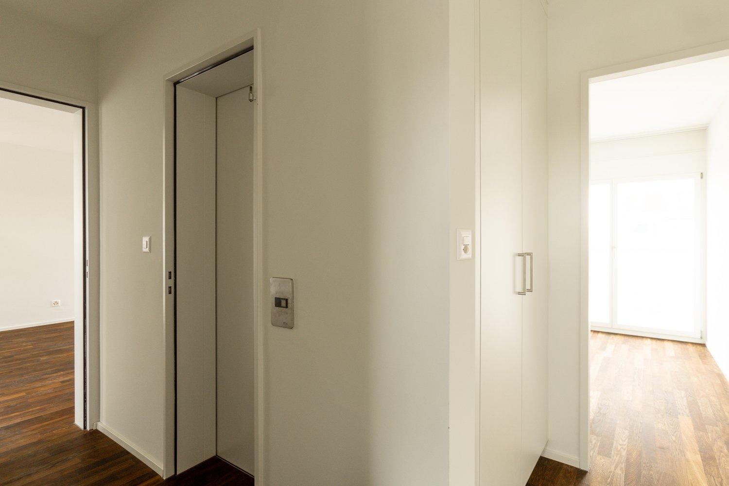 3 rooms - Attic flat - in Strassburgerallee 78 - for CHF 2950 - 70 m² ...