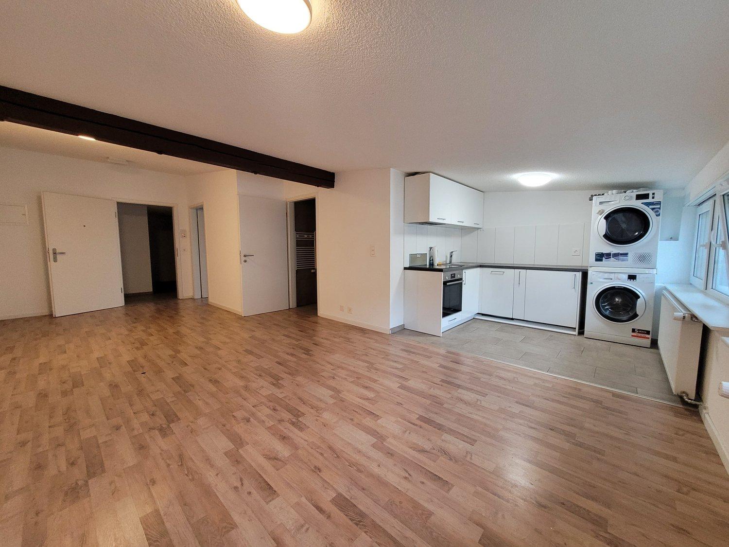 2½ rooms - Roof flat - in Hauptstrasse 50 - for CHF 1125 - 50 m² - Floor: 2