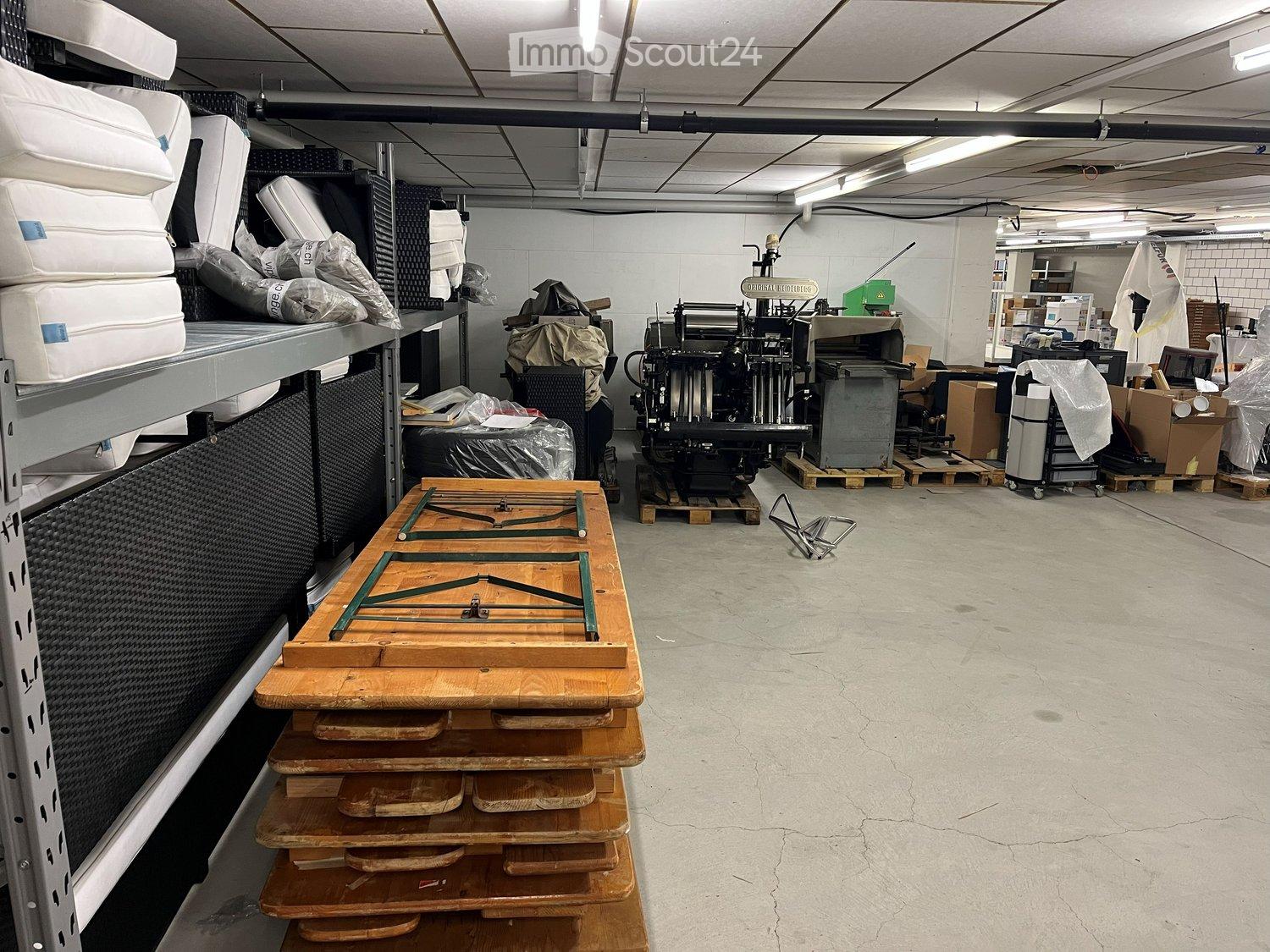 Warehouse/Basement for Rent – 6312 Steinhausen
