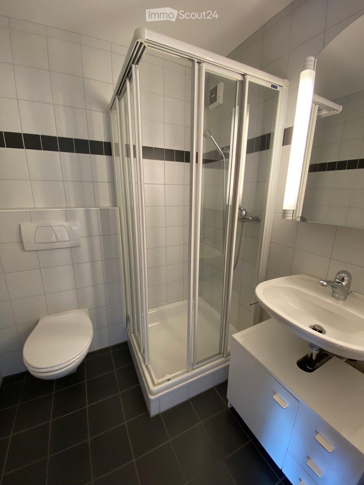 5 rooms - Bifamiliar house - in Walkeweg 21 - for CHF 2600 - 144 m²