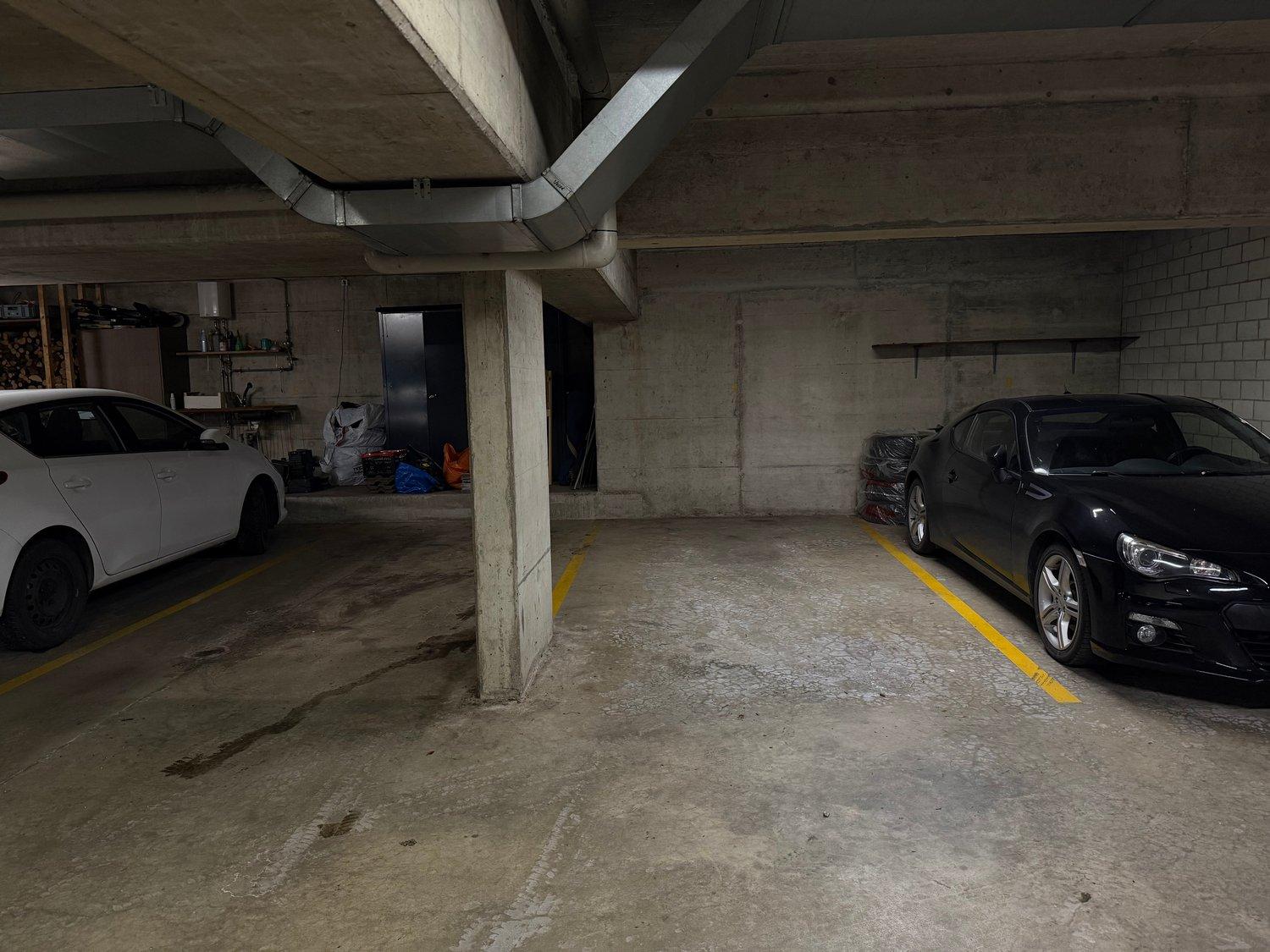 Covered slot - in Rue de l'Euchette 2a - for CHF 110