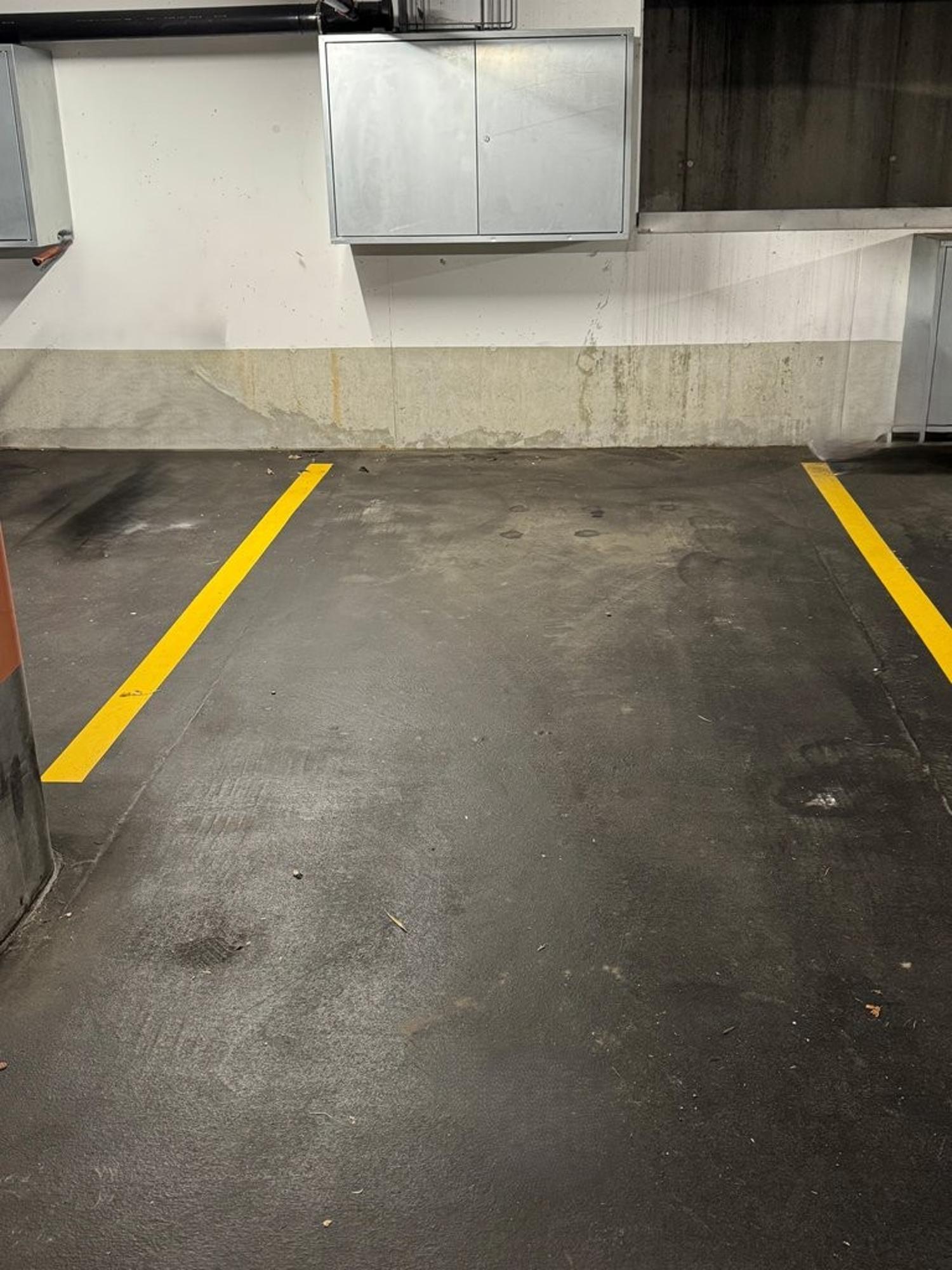 Tiefgarage - in Binzallee TG Einf Haldenstr - für CHF 180 - Etage: -1