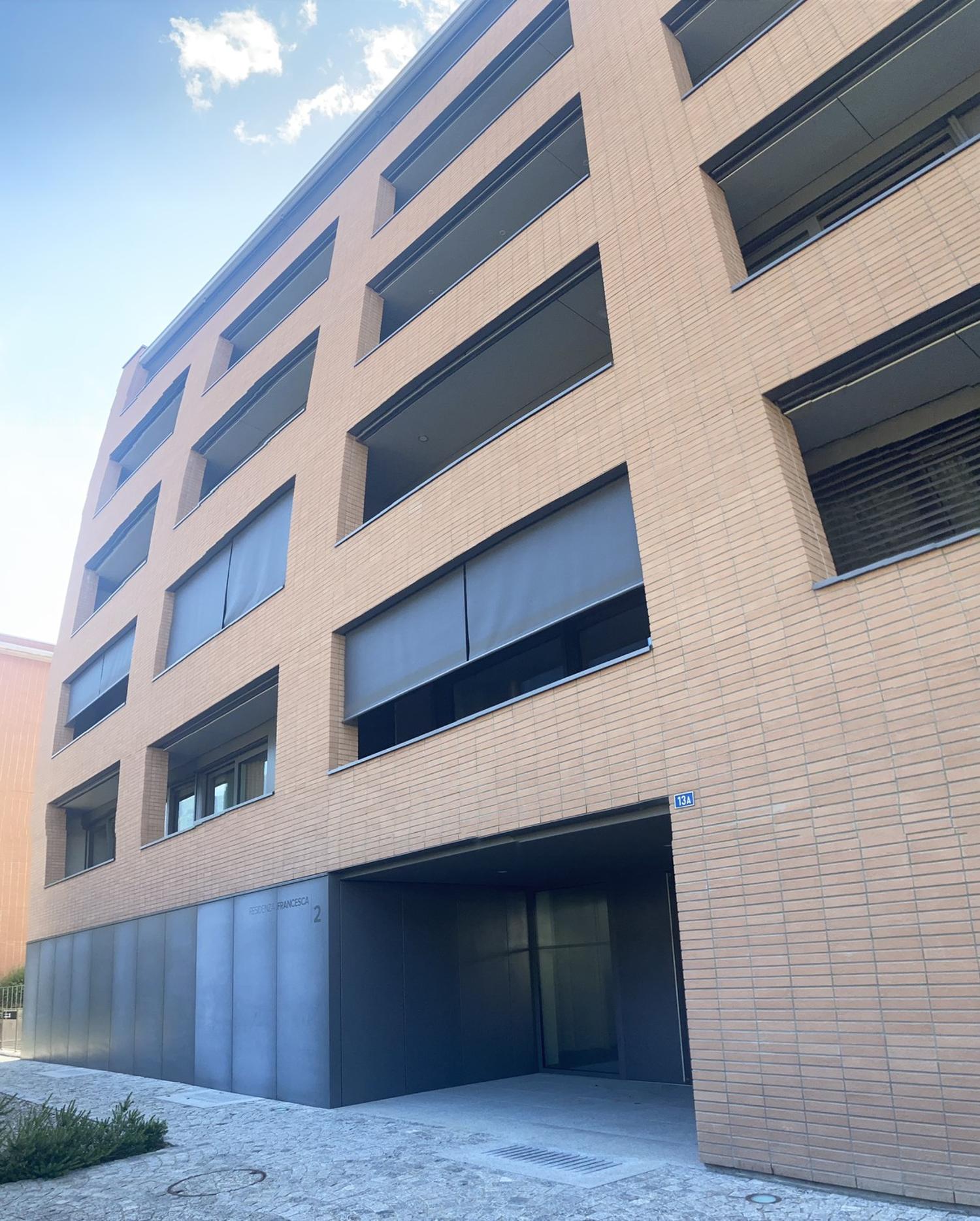 Underground parking - in Via Ghiringhelli 13 A - for CHF 170