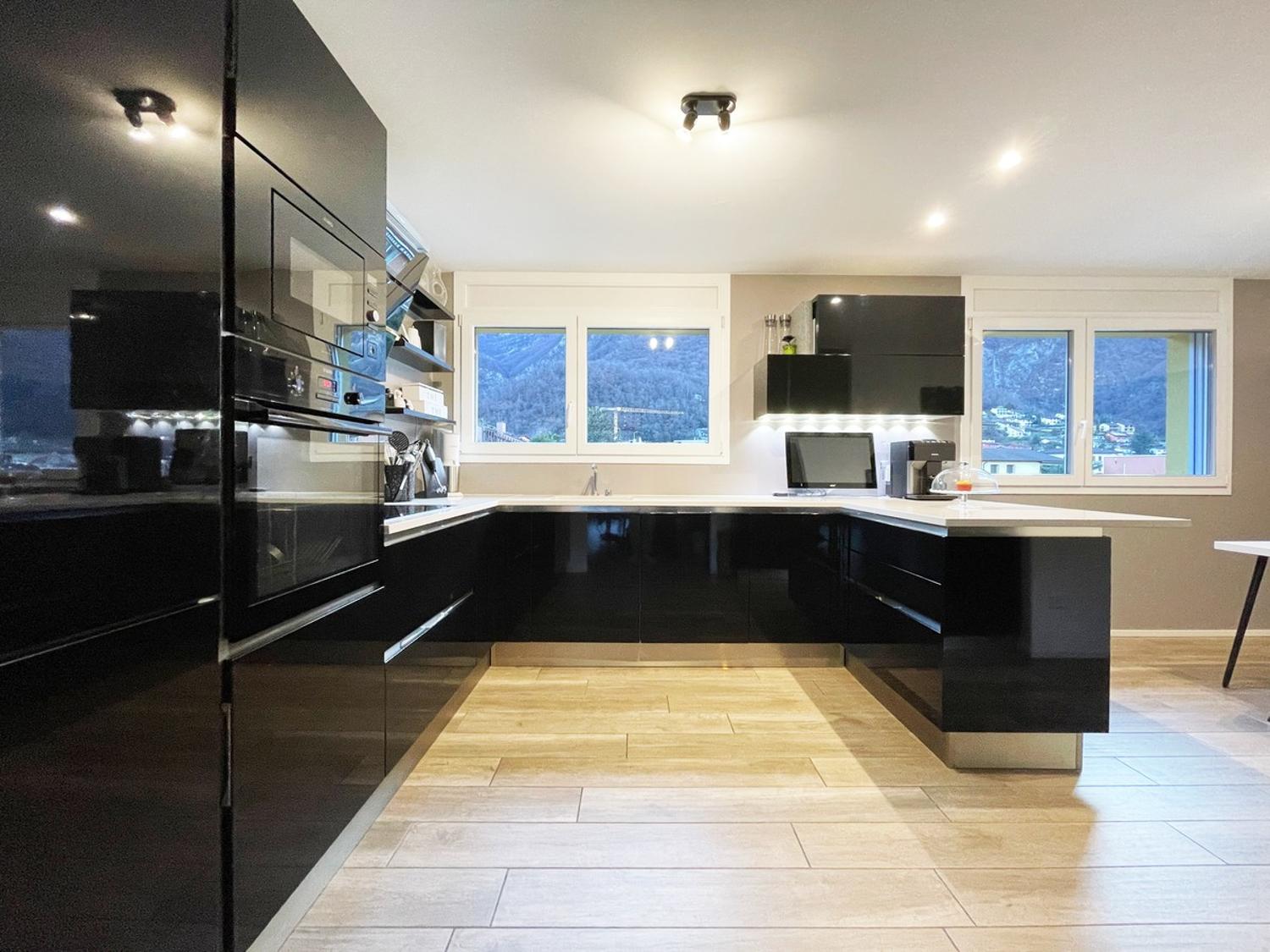 5½ rooms - Roof flat - for CHF 980000 - 160 m² - Floor: 2