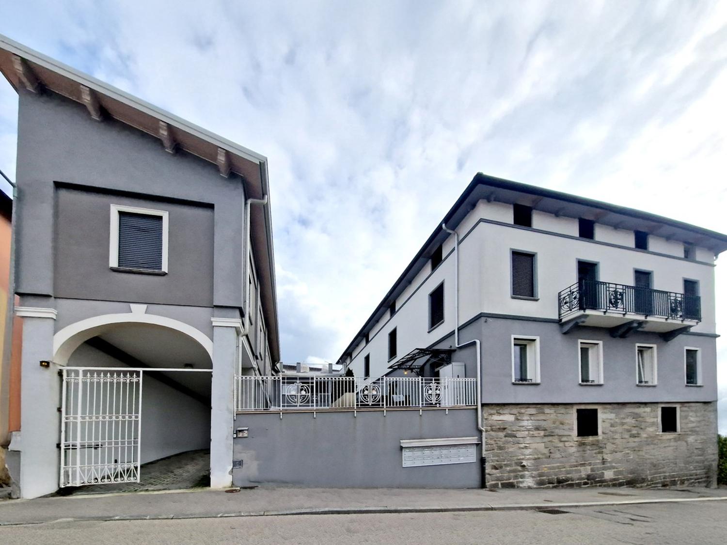 Large rented warehouse with good income opportunities