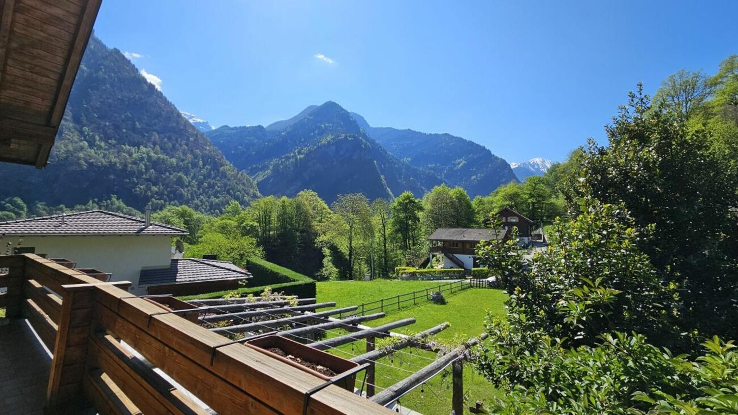6 rooms - Chalet - for CHF 995000