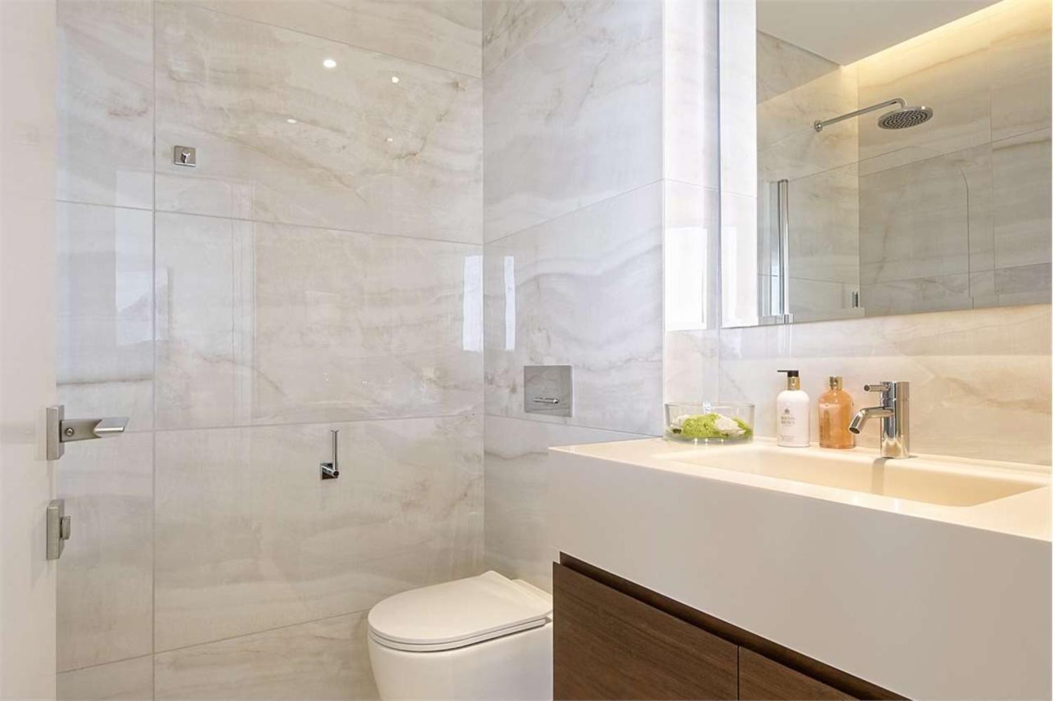 3 rooms - Apartment - for EUR 2300000 - 148 m²