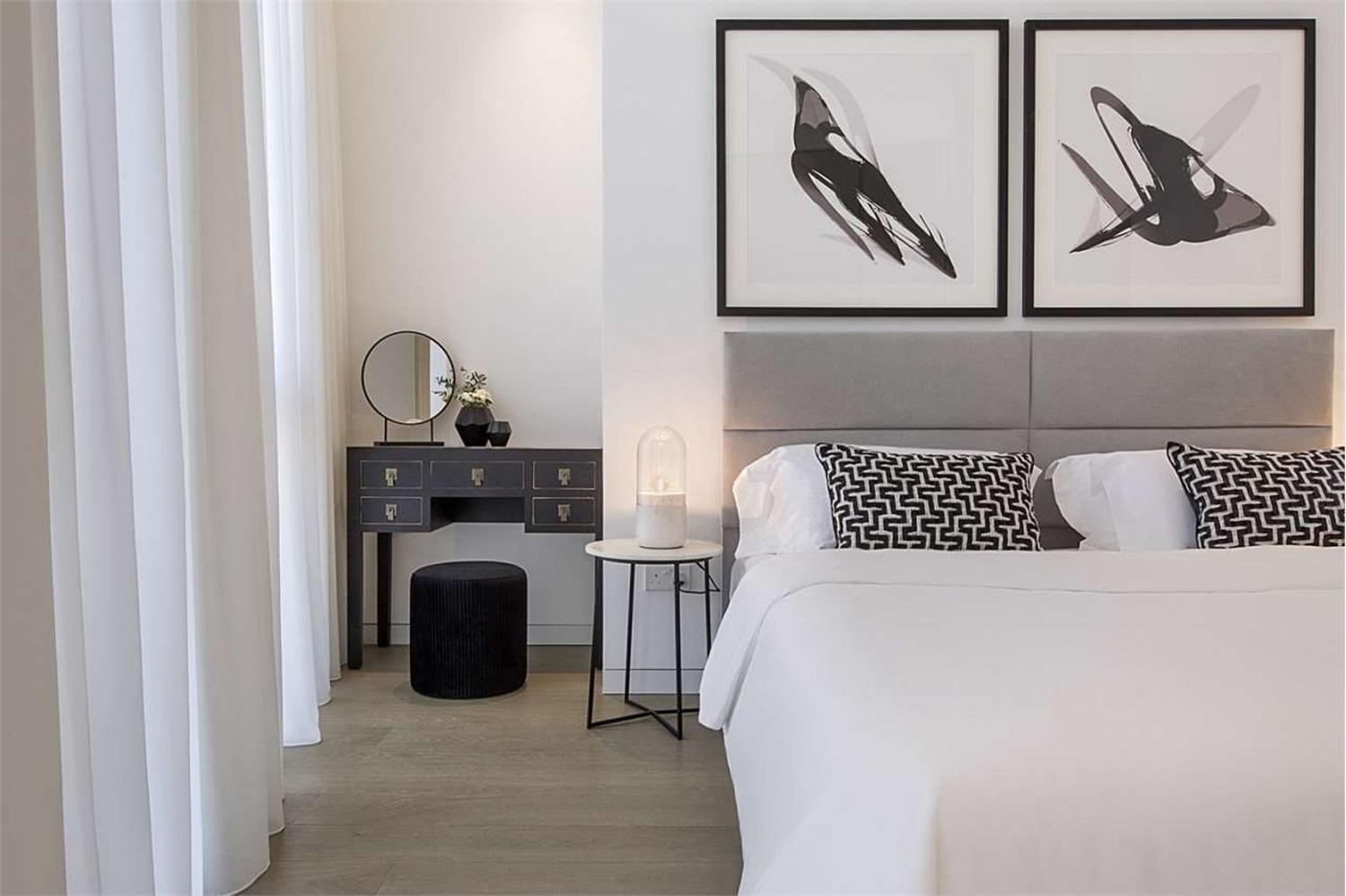 3 rooms - Apartment - for EUR 2300000 - 148 m²