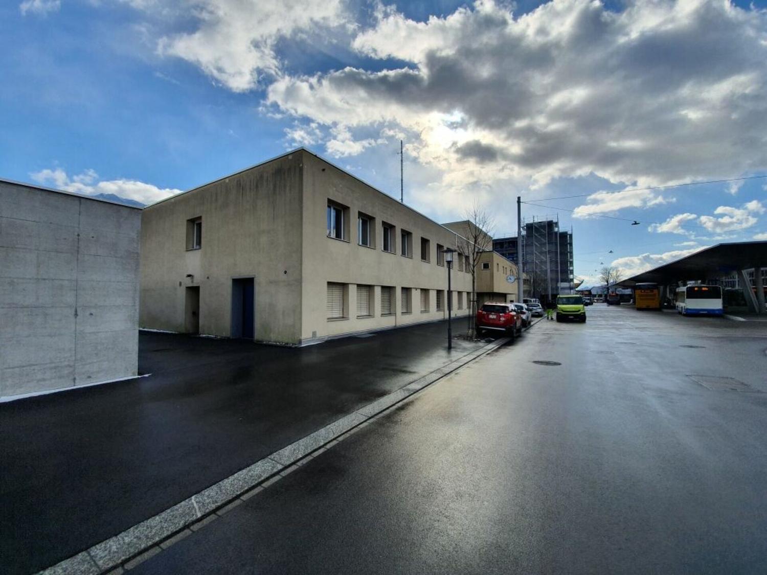 Hobby room 2nd floor directly in Buchs SG train station