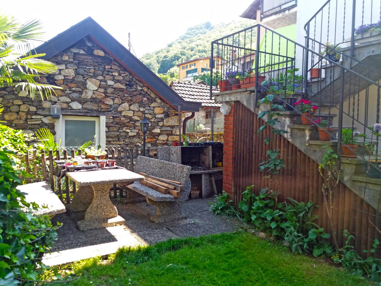 2½ rooms - Apartment - in via Canton Dent 7 - for CHF 1030 - 50 m²