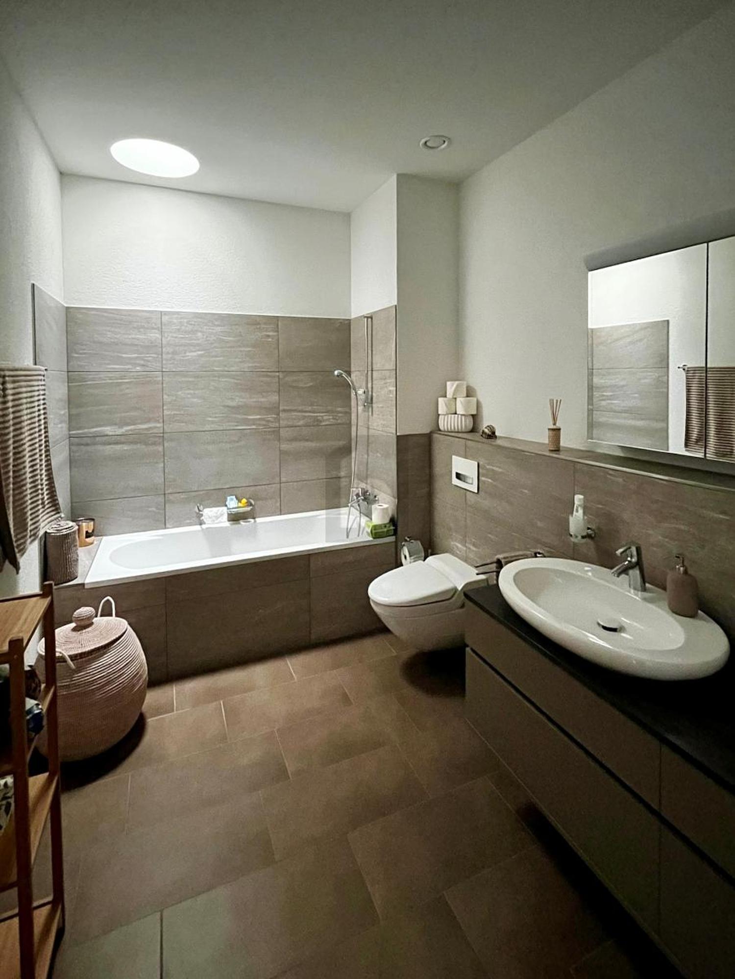 3½ rooms - Attic flat - for CHF 4200 - 127 m² - Floor: 5