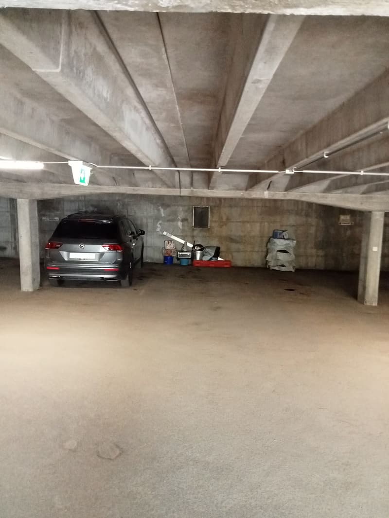 Covered slot - in Route Europa - for CHF 50000