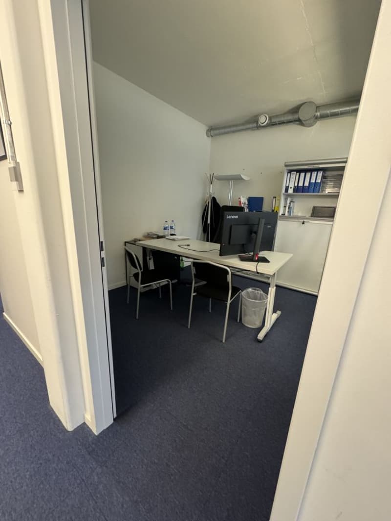 Belle surface commerciale à Puidoux