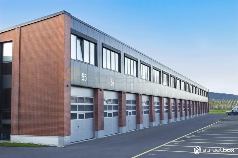 Streetbox d'angle 115 m2 très bien situé ! Box n°34