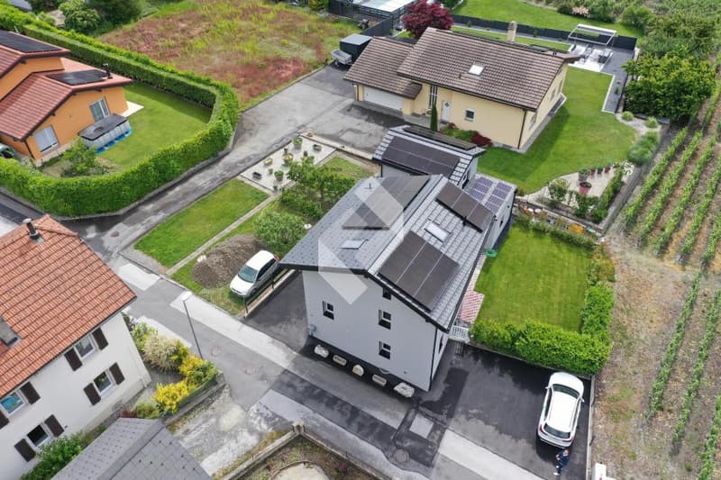 Einfamilienhaus mit 4,5 Zimmern und Anbau | ImmoScout24