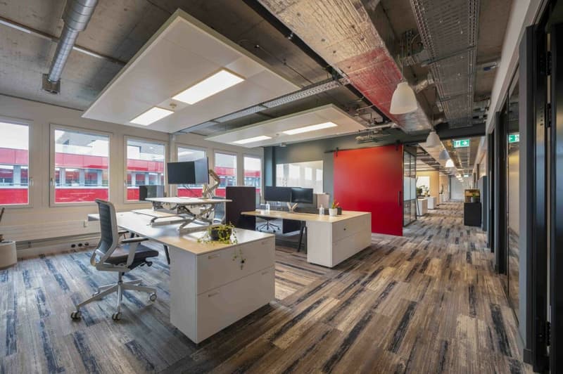 Exclusive large office space with state-of-the-art technology and first ...