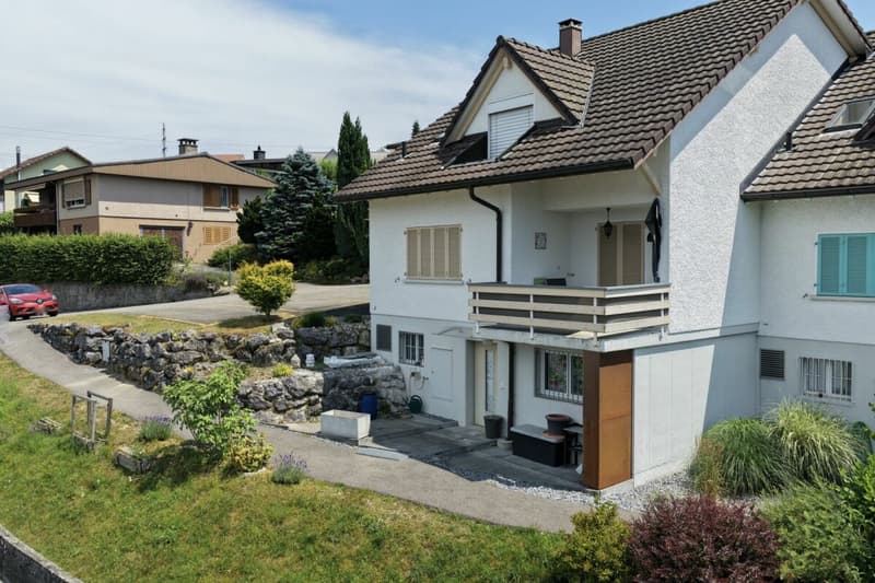 Maison contiguë - 6½ pièces - pour CHF 765000 - 180 m²
