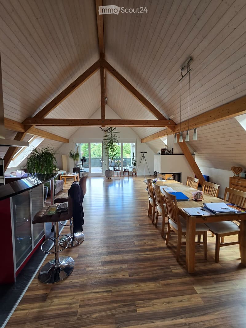 4½ rooms - Roof flat - for CHF 2774 - 196 m² - Floor: 3