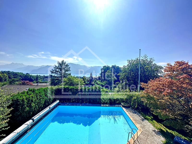 Villa individuelle 7.5 pcs avec piscine et vue sur le lac | ImmoScout24