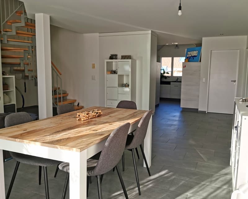 Wunderschöne 5.5 Zimmer Maisonettewohnung zu vermieten per 15.06.2025 ...