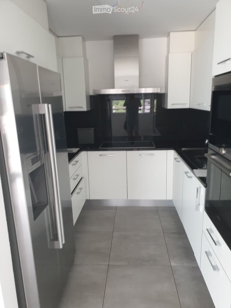 Appartement - 3½ pièces - à Via Cantonale 48D - pour CHF 1400 - 140 m²