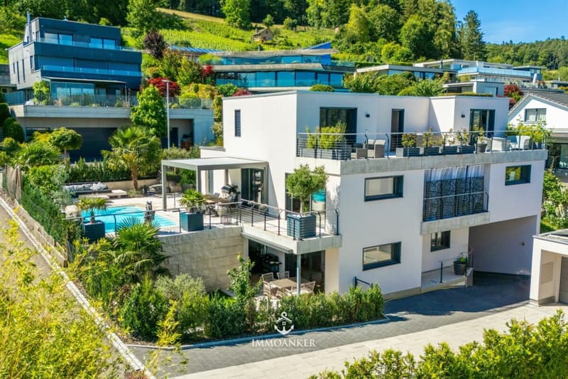 Luxurious single-family house with annex and dreamy garden paradise in ...