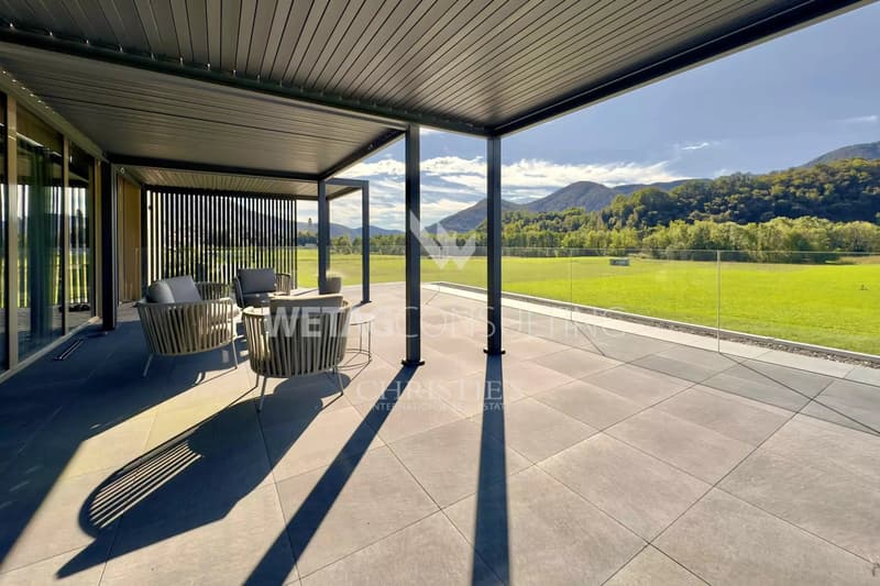 Moderne Design-Villa mit Pool zu verkaufen in Lugano-Sessa, eingebettet ...