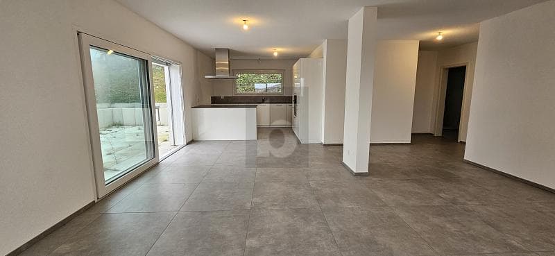 SPACIEUX DUPLEX AVEC UNE GRANDE TERRASSE | ImmoScout24